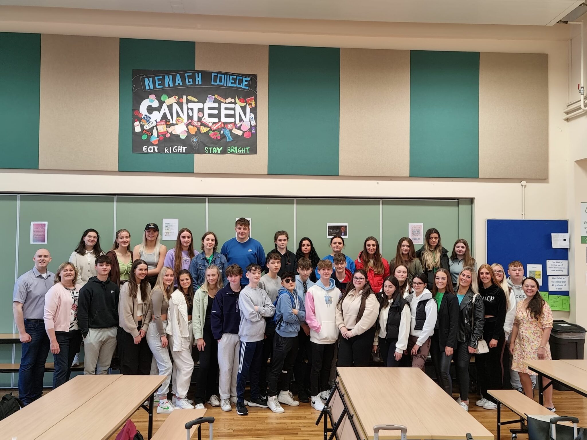 6th Year Students leaving the school this morning for their trip to ...