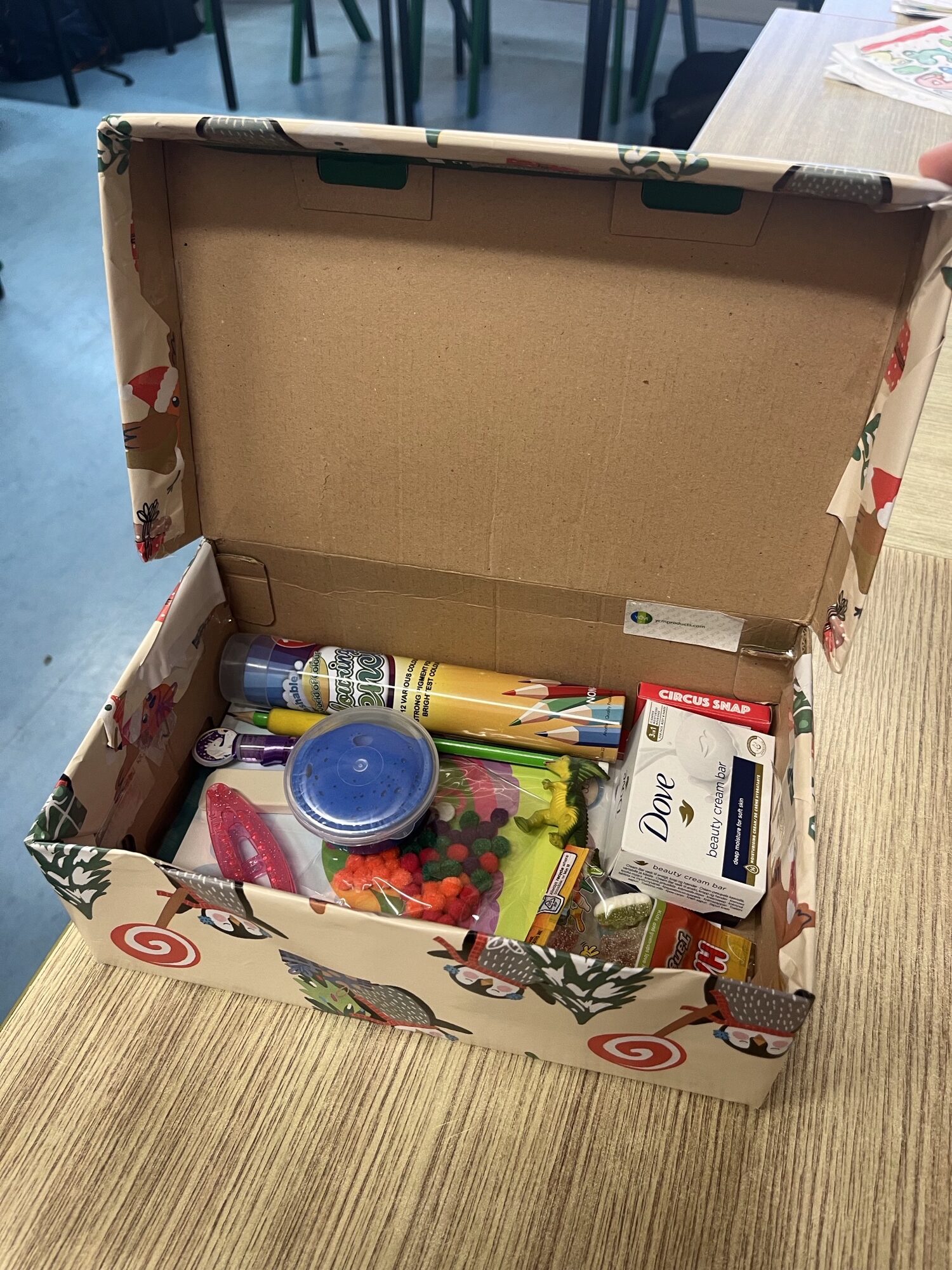 Christmas Shoebox Appeal – Nenagh College